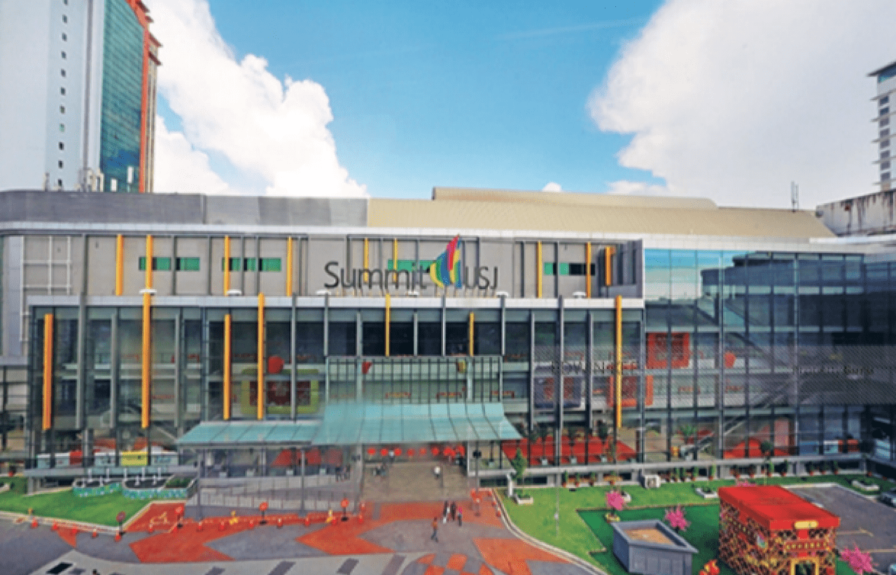 Summit USJ | Signature Facade